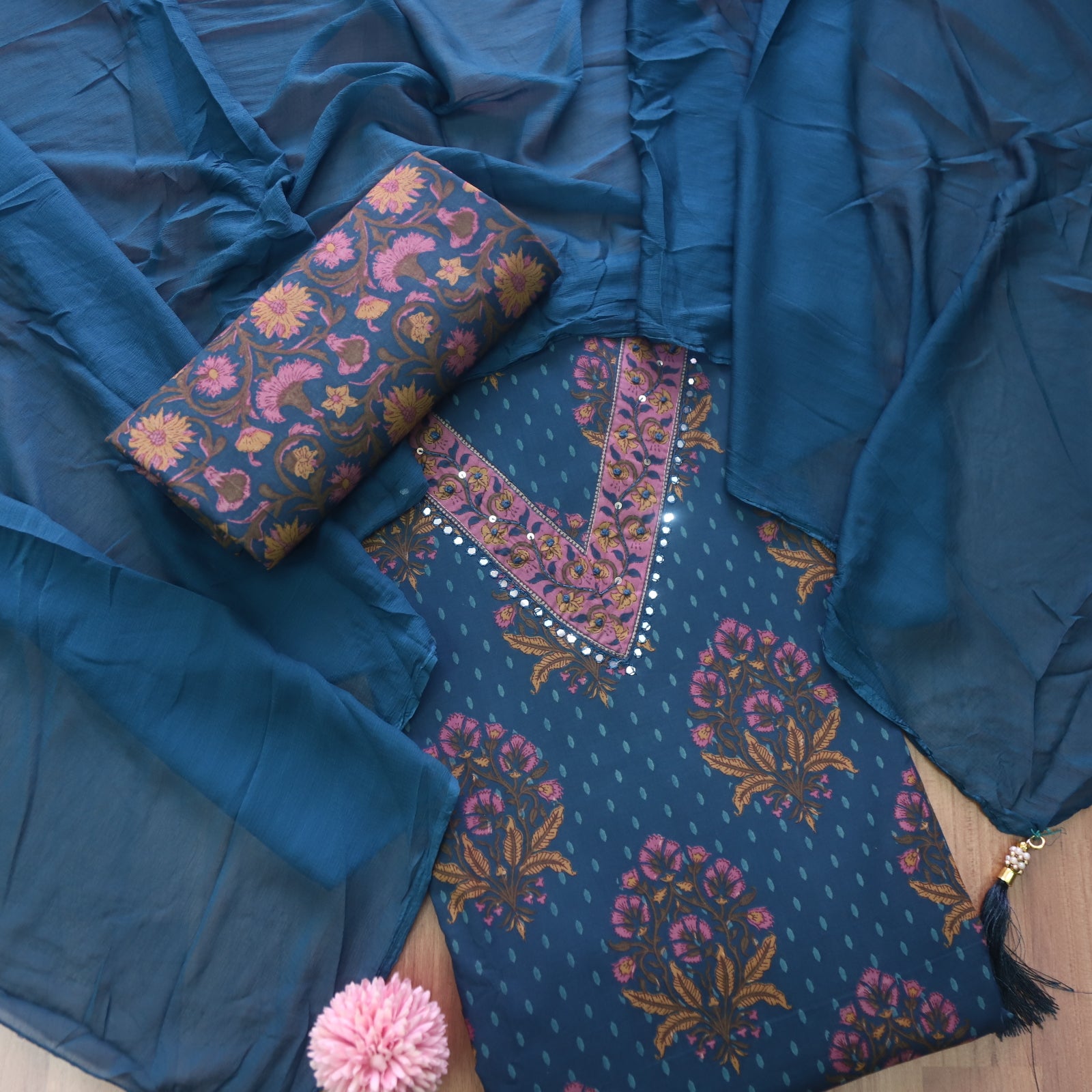 Farista Caribbean Blue V Neck Patra Work Floral Printed Cotton Suit Se ...