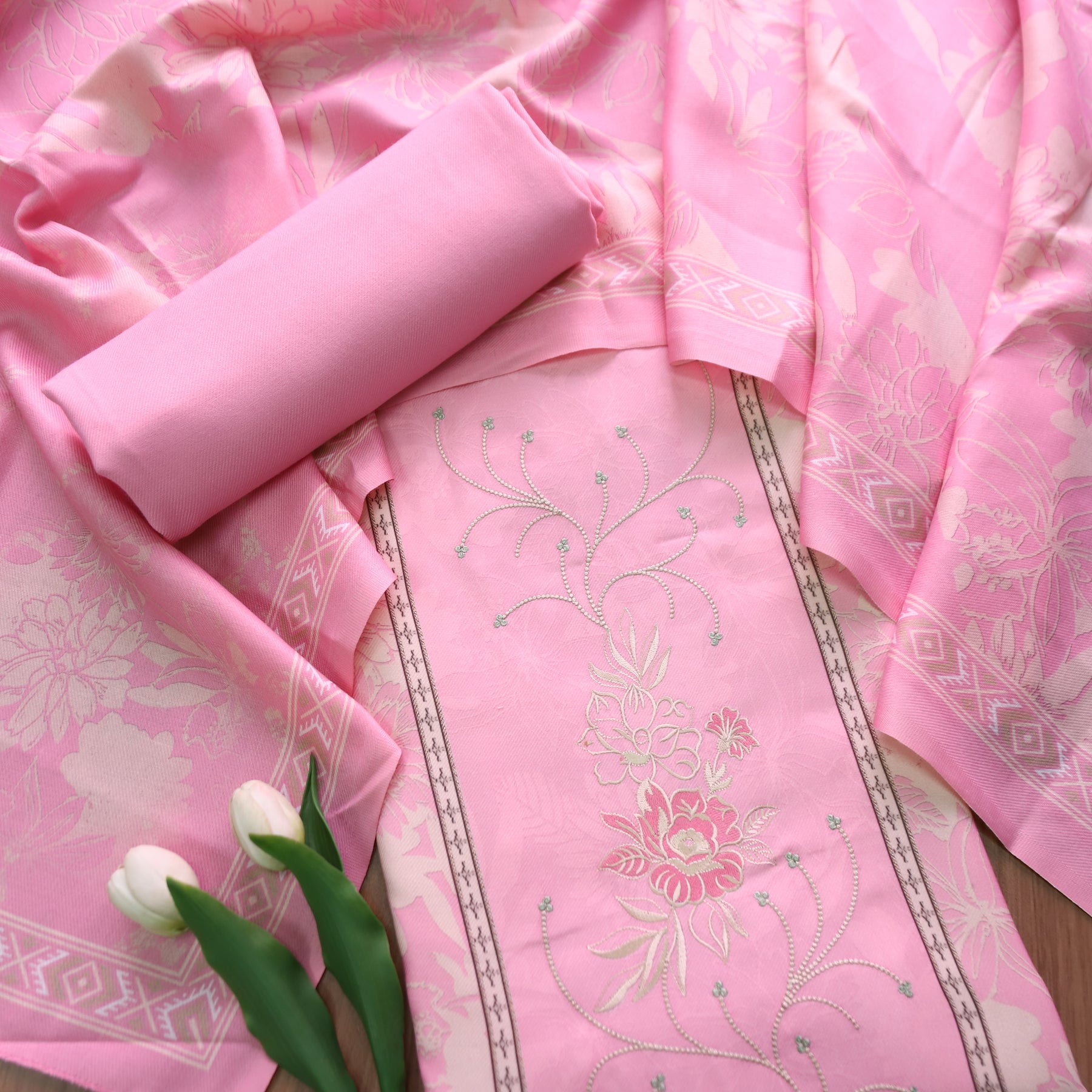 गुरप्रीत petal Pink Thread Work in Panel Floral Printed Semi Pashmina ...