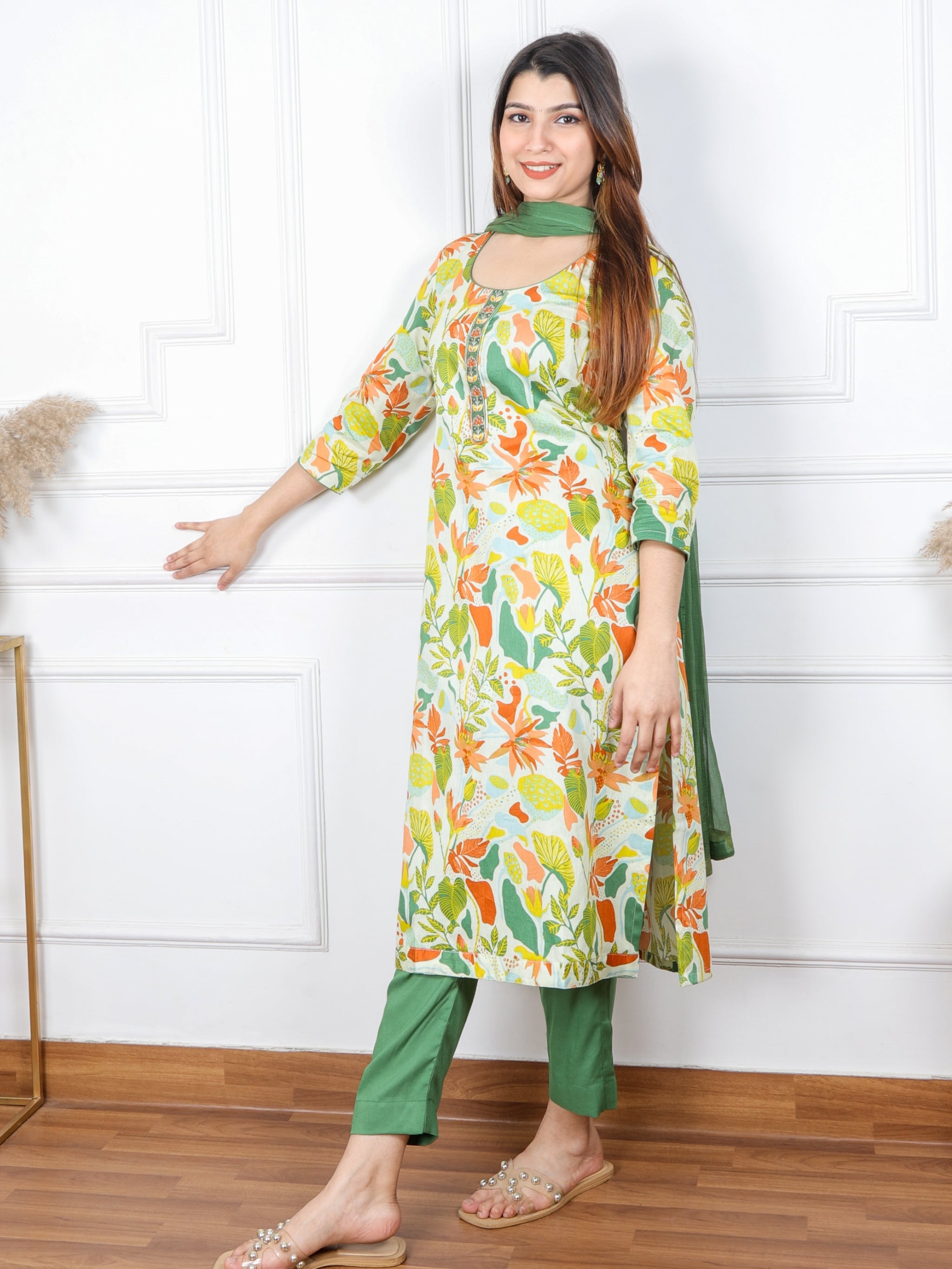 Rubiya Mint Base With Colorful Floral Printed Glazed Cotton 3 Piece Se ...